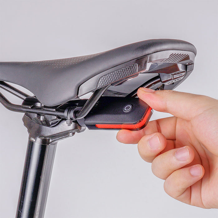 CL01 Rail-Mounted Bike Tail Light - RAVEMEN